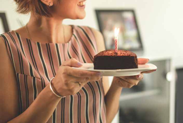 Happy Birthday in Italian - All Common Ways to Say it! - Learn Italian Go